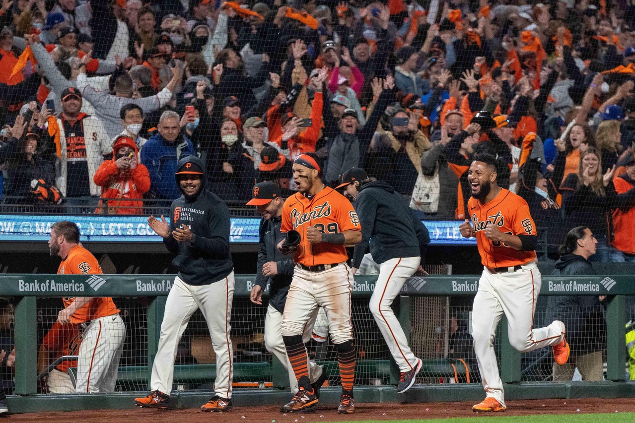 [新聞] MLB／避開禁令封館也能簽約！ 巨人簽下兩右投 - 看板 Baseball - 批踢踢實業坊
