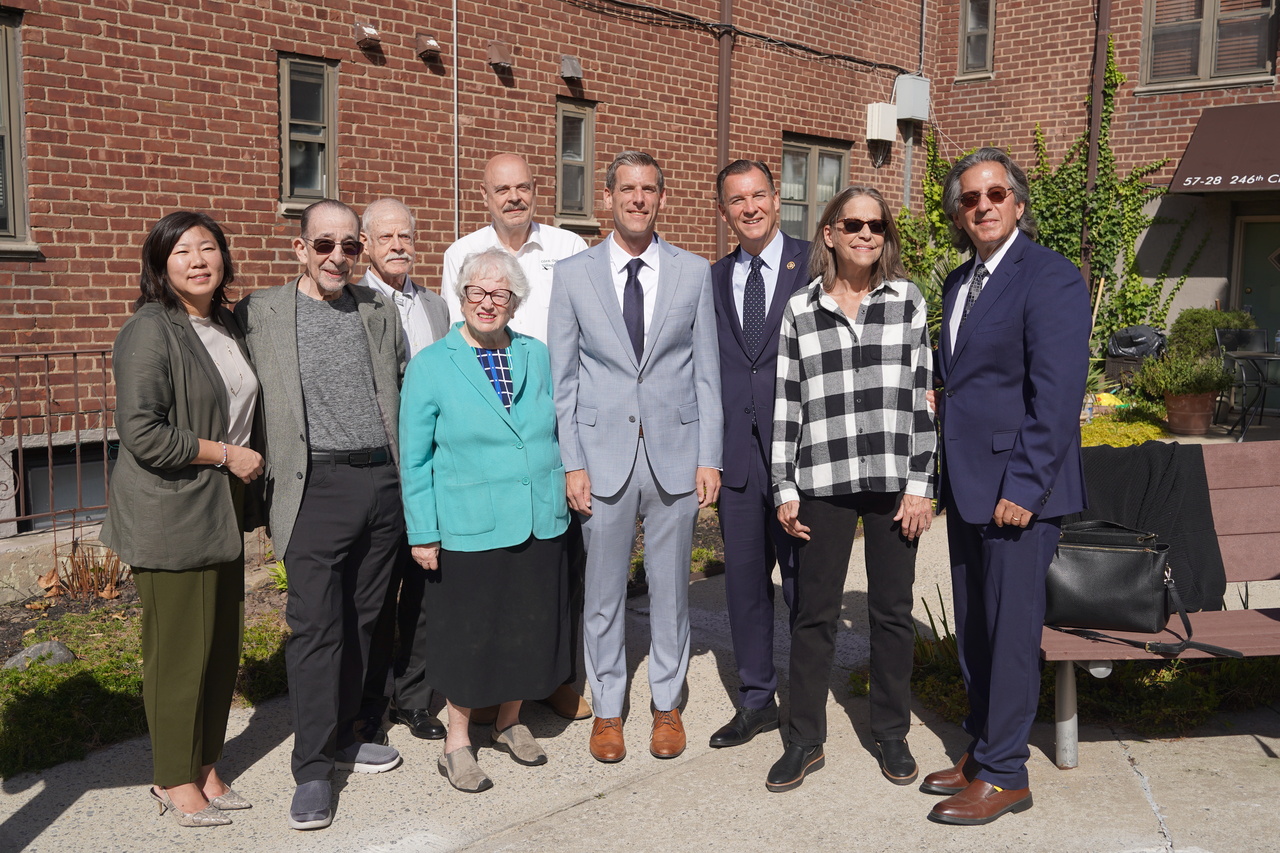 霍楚签署法案：赋予合作公寓提前续约权 | 八阕